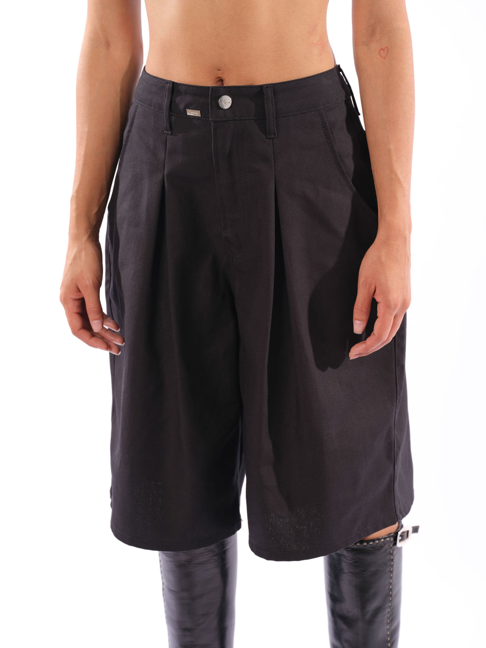 Scottish Shorts (Black) – Karl Kani